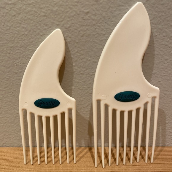 Accessories | Vintage Set 2 Goody Hair Pick Combs White Two Sizes ...
